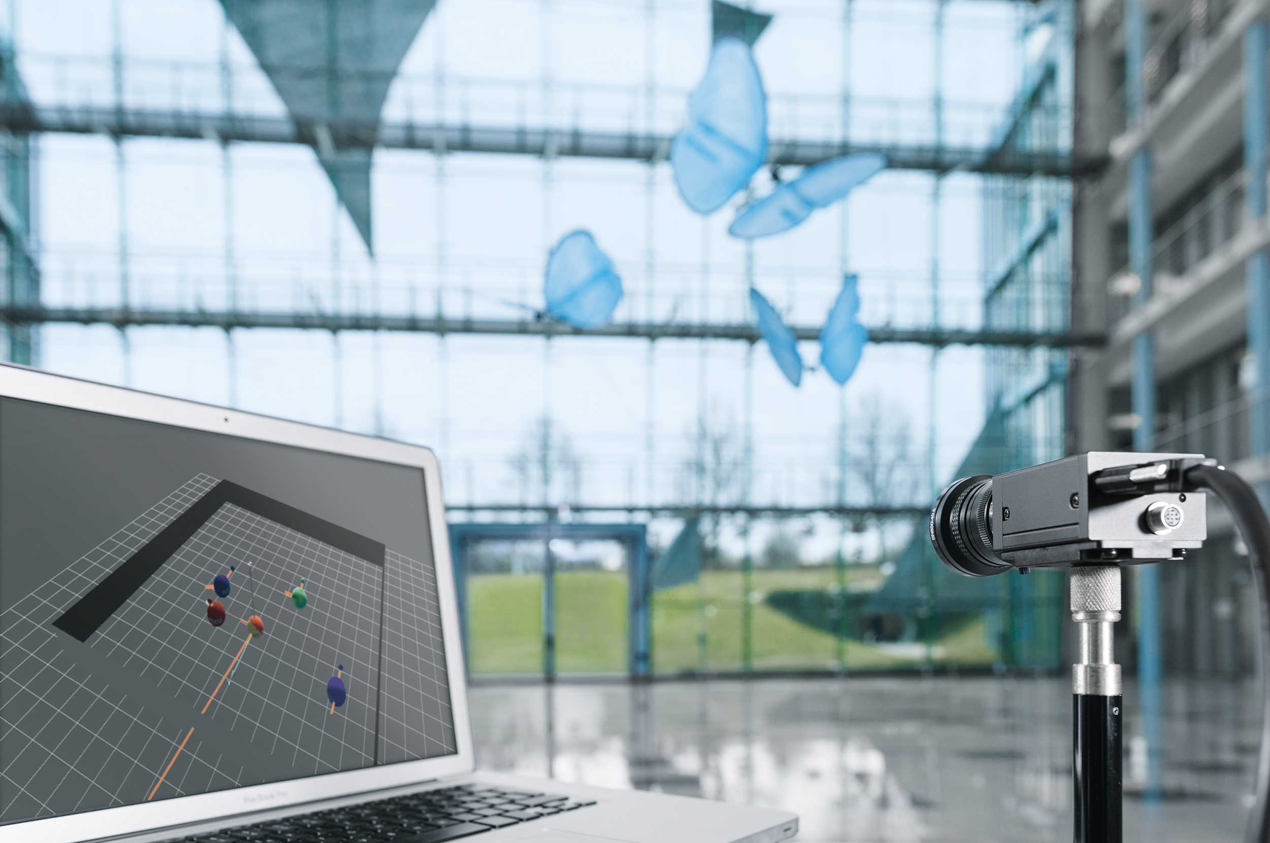 EmotionButterfly_flying_Butterfly_Electronic_drone_Festo_SkySpirit ...