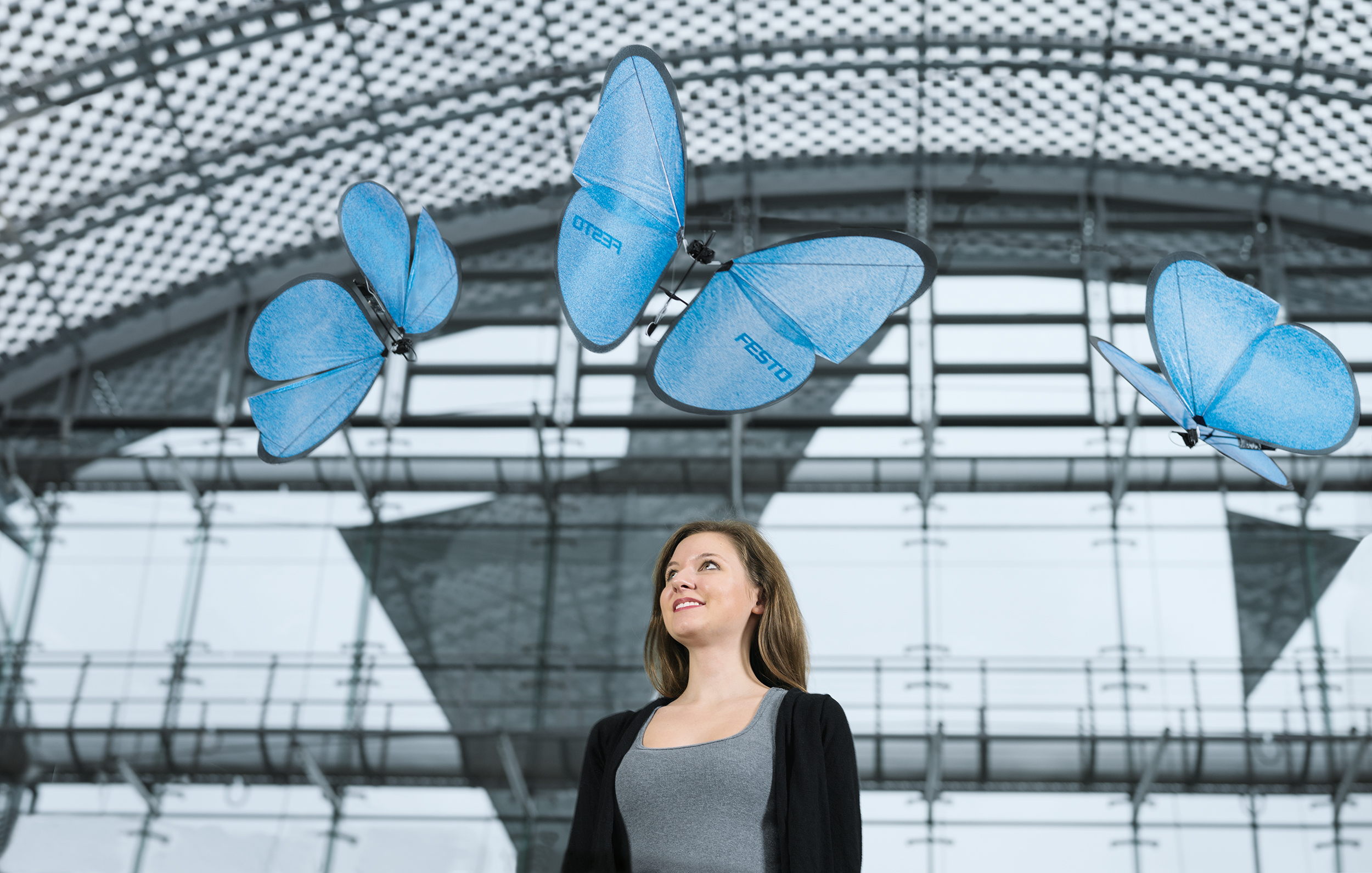 EmotionButterfly_flying_Butterfly_Electronic_drone_Festo_SkySpirit ...